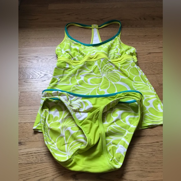 Athleta | Swim | Athleta Lime Green And White Floral Tankini With ...